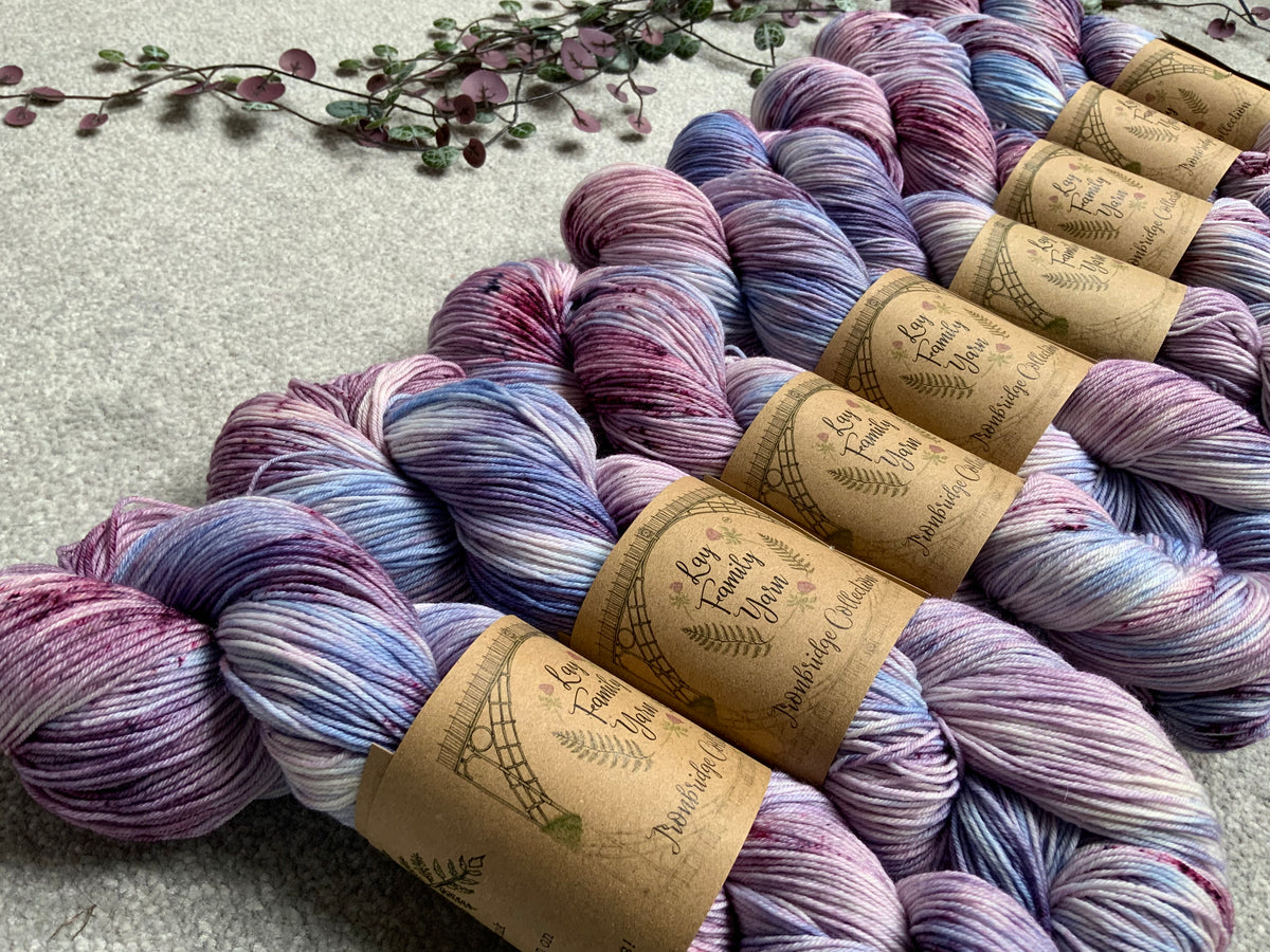 Little women collection - Amy – Lay Family Yarn